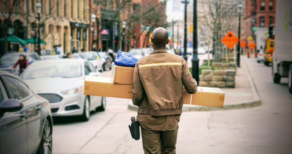 5 FedEx Competitors and Similar Companies: Time to Switch?